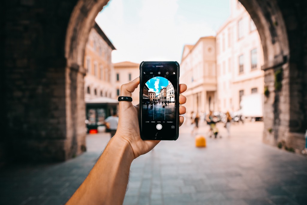 13 Easy Ways to Save Money On Your Cell Phone Bill - Good Money Sense